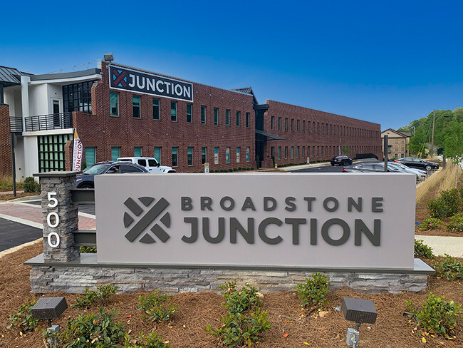 Broadstone Junction & Broadstone Sugar Hill - The Multifamily Advisory ...